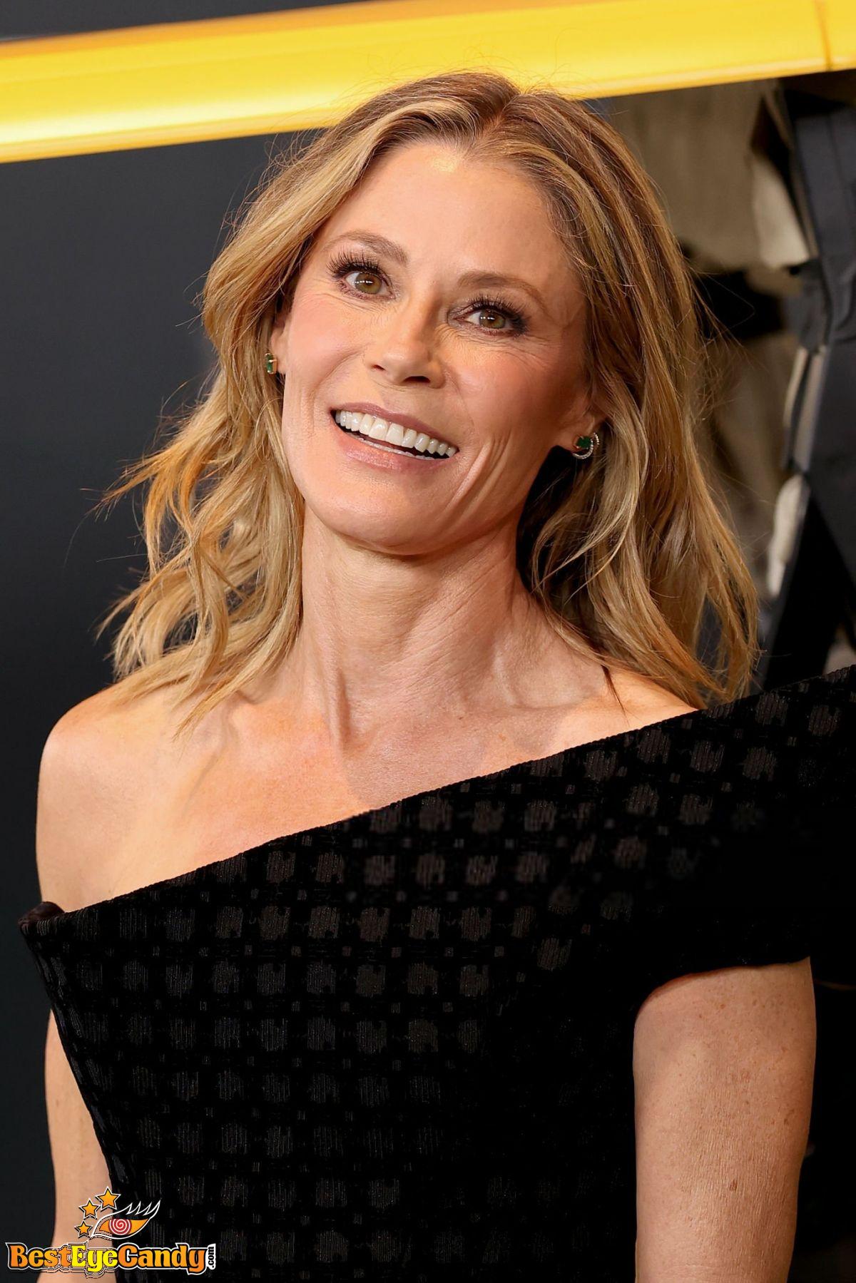 Julie Bowen Photo #7450647 [1200x1799] @ ...::: BestEyeCandy.com